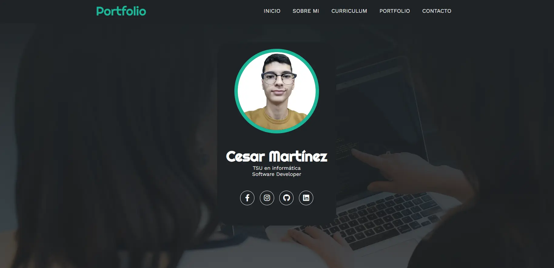 César Martínez - Developer